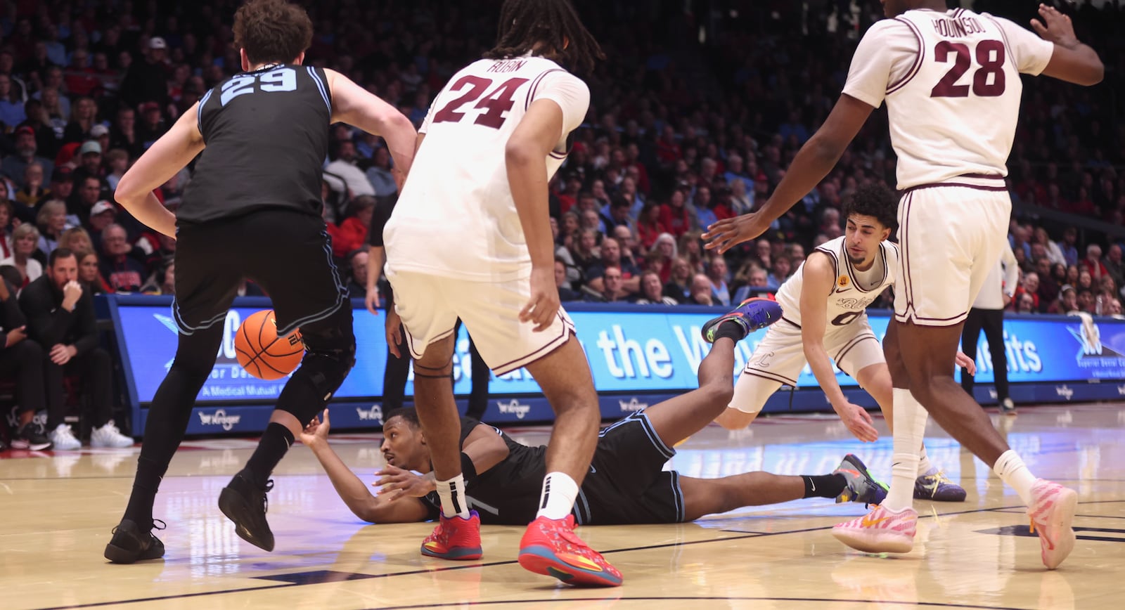 Dayton basketball: ‘Stealth Black’ uniforms live to see another game as ...
